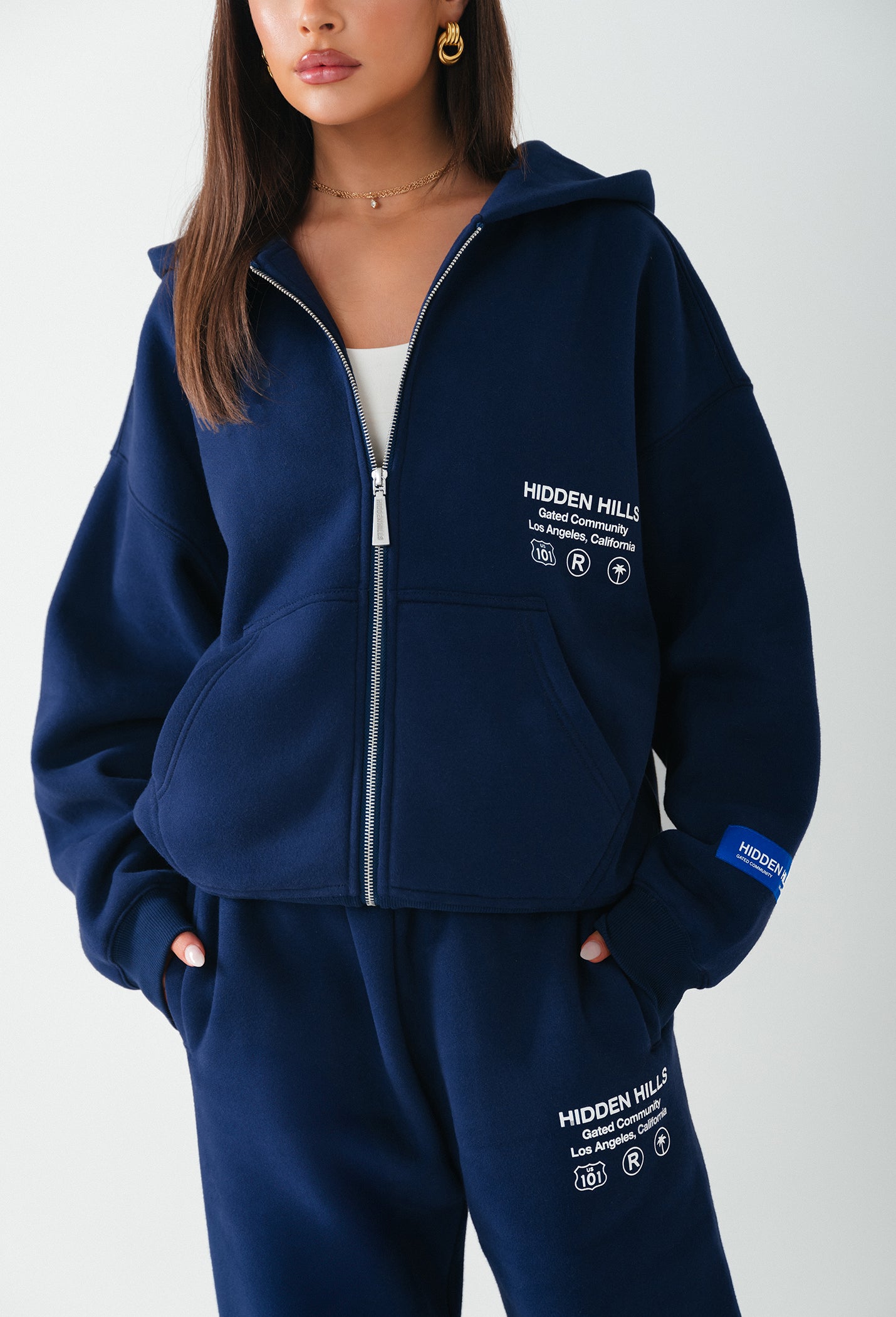 LABEL ZIP HOODIE NAVY - Hidden Hills